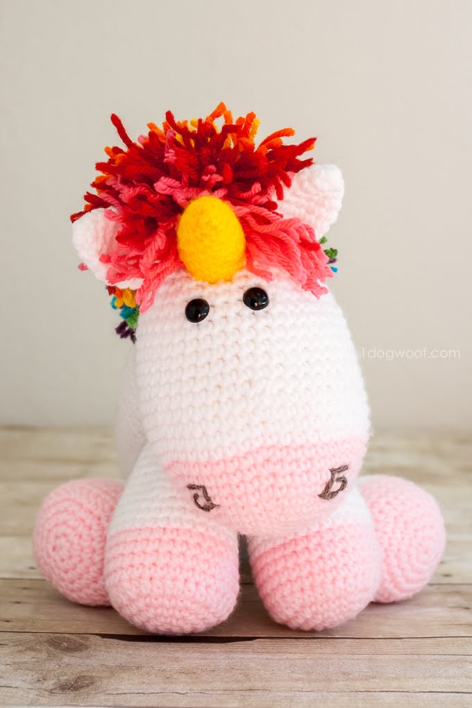 Rainbow Cuddles Crochet Unicorn - Free Pattern
