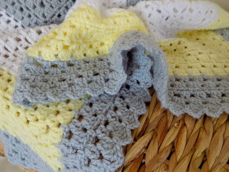 Superbly Simple Baby Blanket For Mindless Crocheting In Front Of The TV!