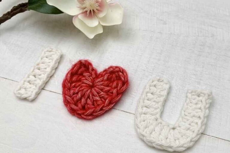 So cute! Crochet Gift Idea for Valentines Day