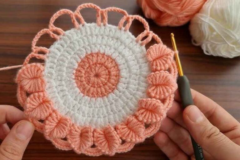 Awesome! Super beautiful Motif Crochet Model