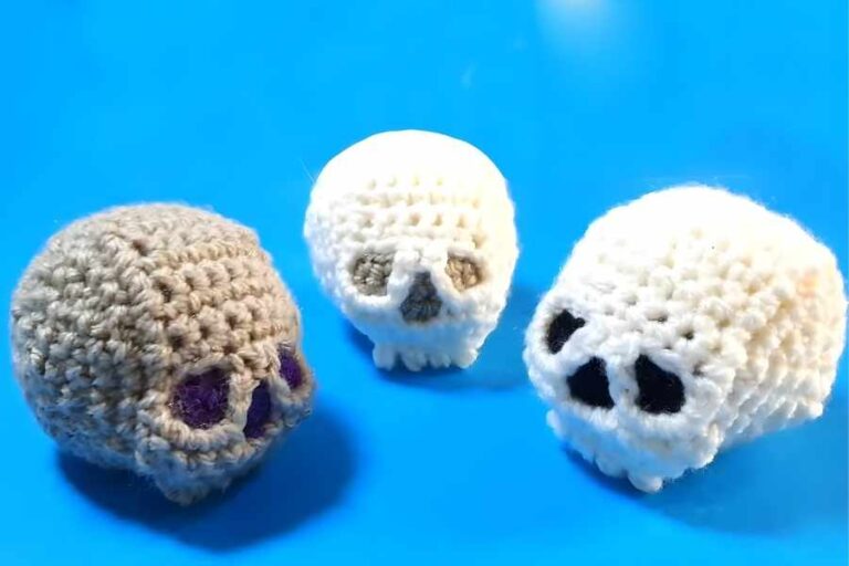 Fast and Easy! DIY Tiny Skull Amigurumi