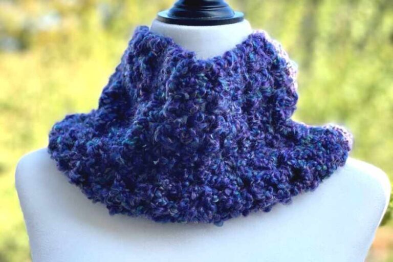 Crochet in a Flash - The "Make It Quick" Cowl Tutorial