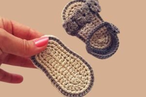Very Cute! Crochet Baby Sandals Tutorial for 0-3 months
