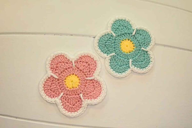 How to Crochet an Easy Flower Motif/Coaster