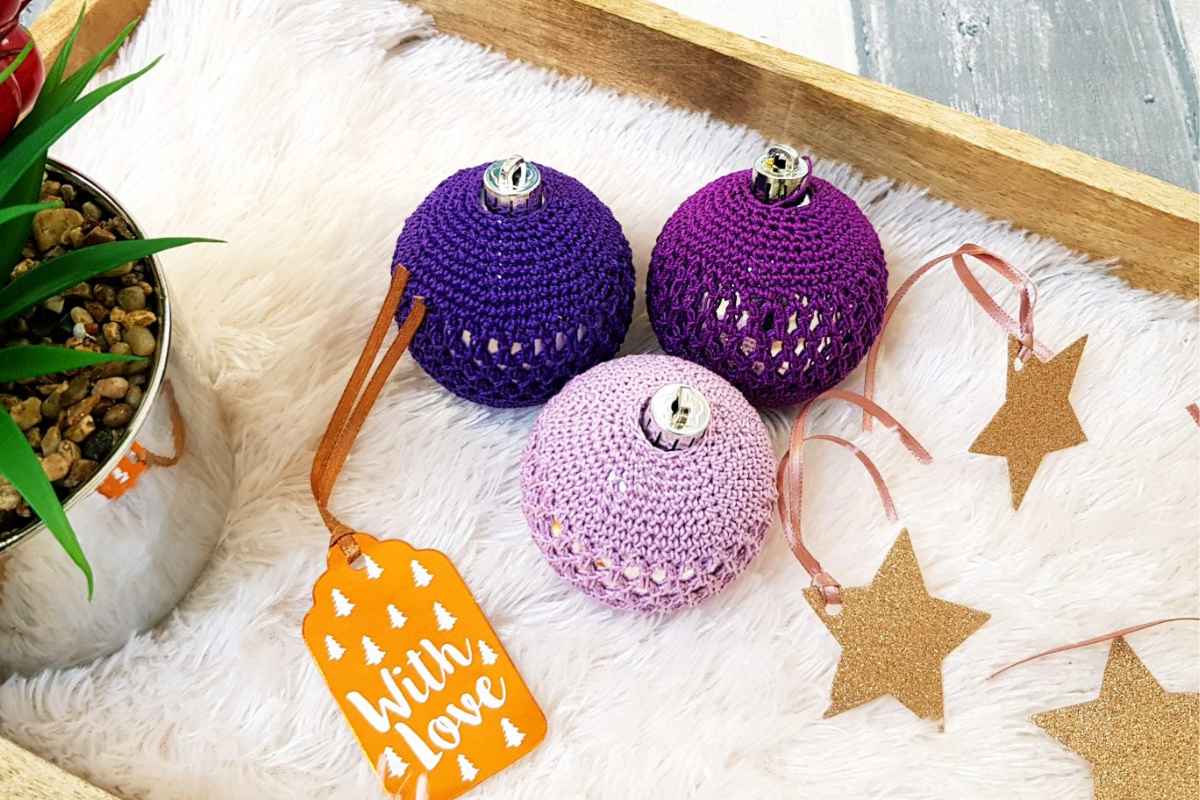 Super Cute! Beaded Christmas Baubles