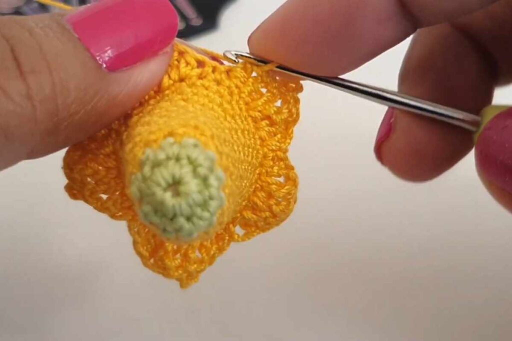 Super Cute! How To Crochet Bell Flower