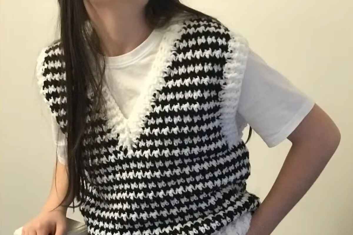Houndstooth Vest Sweater Crochet Pattern