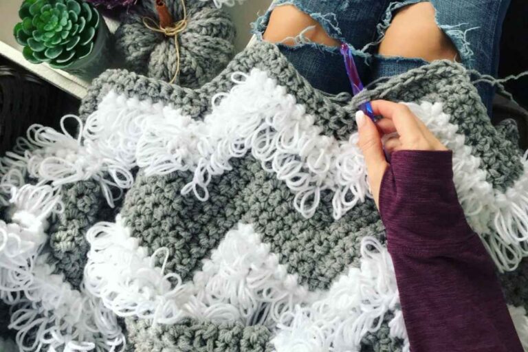 How to Crochet Loopy Stitch Chevron Blanket
