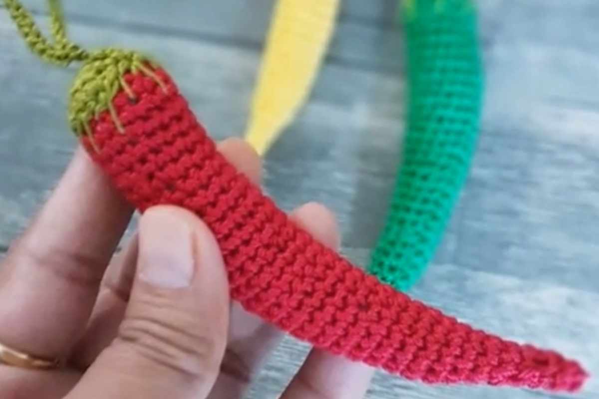 Learn How to Crochet a Tiny Chili Pepper