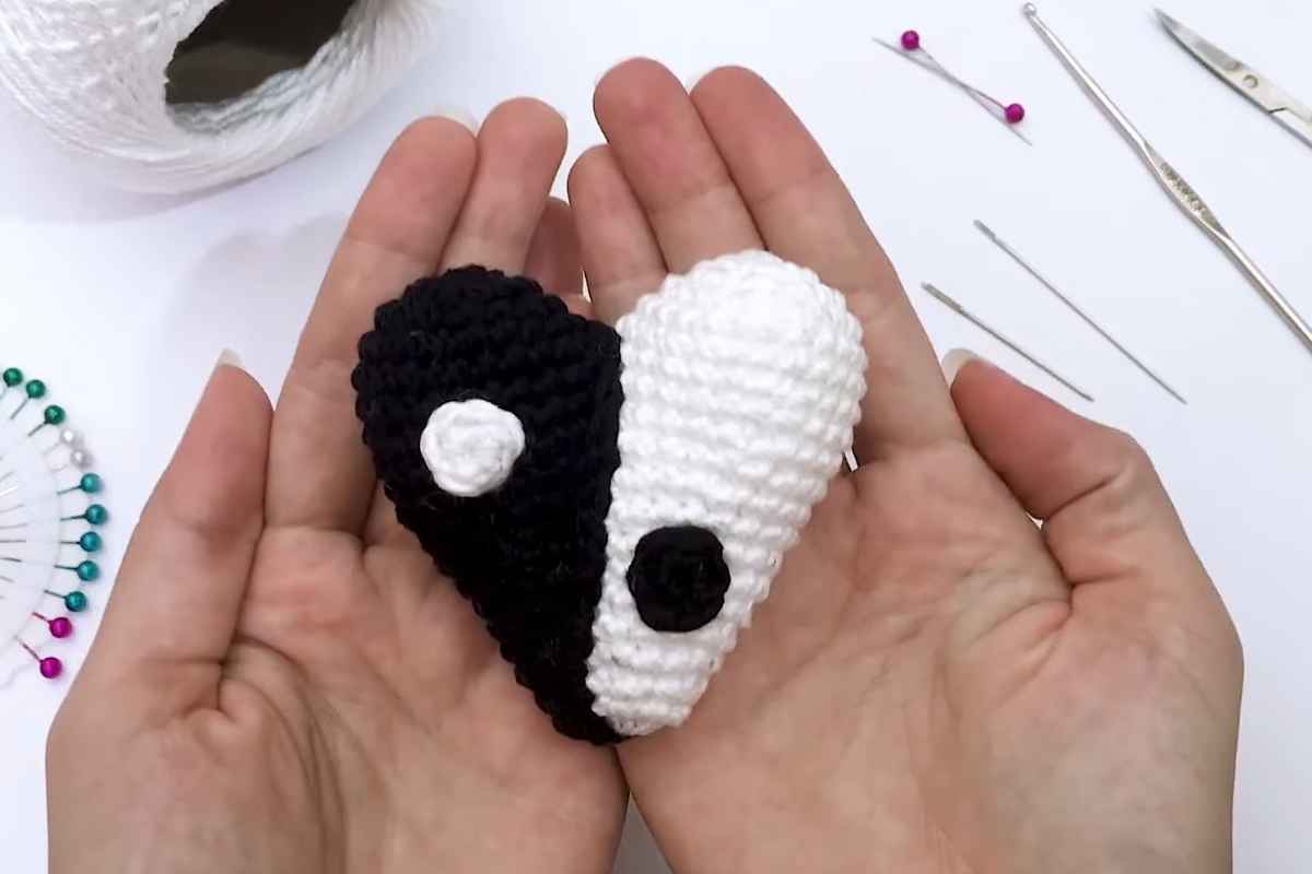 Yin and Yang Heart Crochet Tutorial