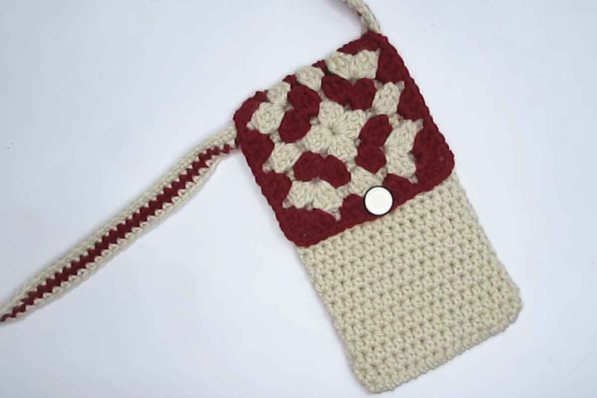 Easy Crochet Phone Bag Tutorial For Beginners