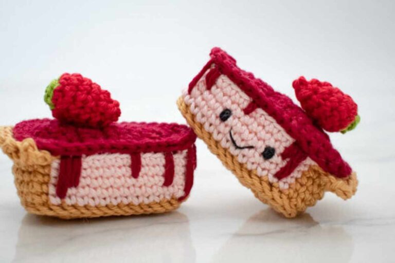 Crochet a Cheesecake: No-Sew Amigurumi Tutorial