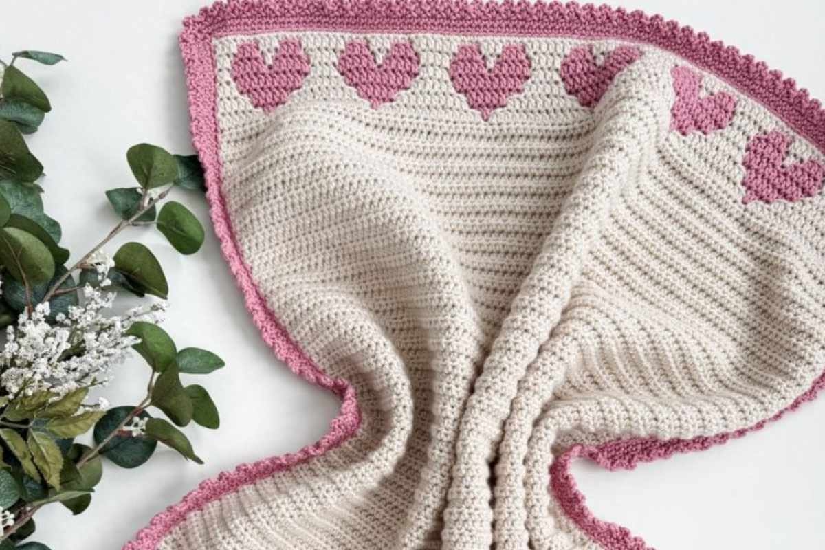 Heartstrings Baby Blanket: A Mosaic Crochet Masterpiece