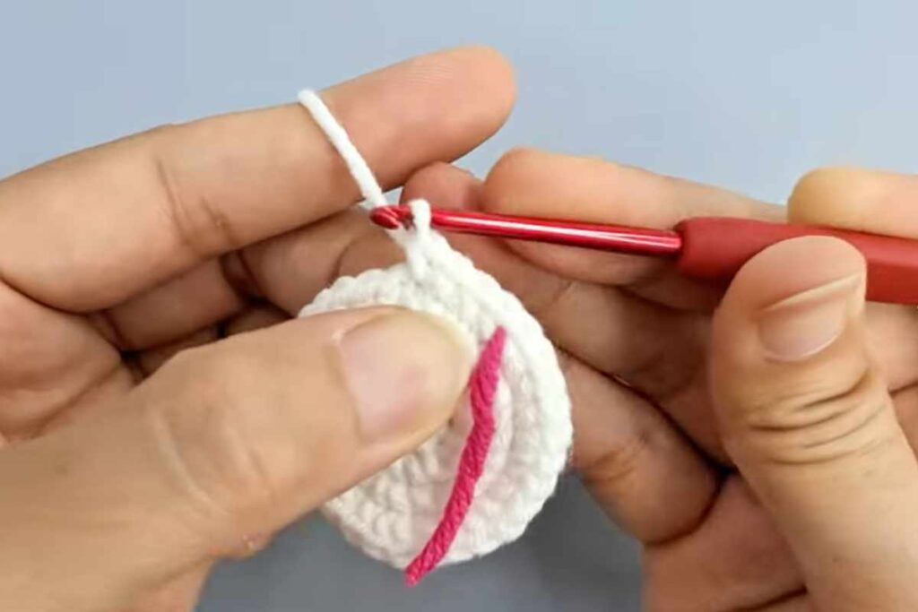 Mini Crochet Hello Kitty Keychain You Can Make in One Sitting