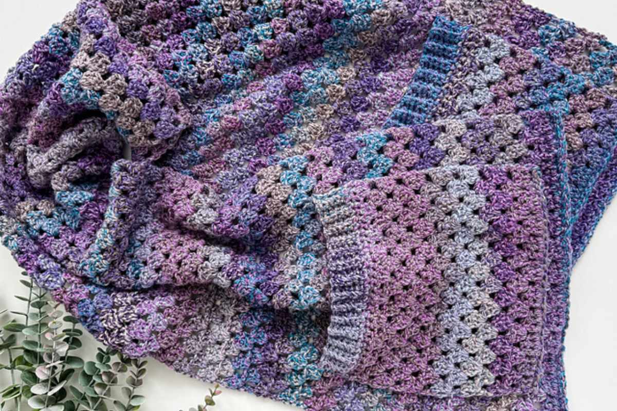 One-Piece Crochet Granny Stitch Ruana with Pockets