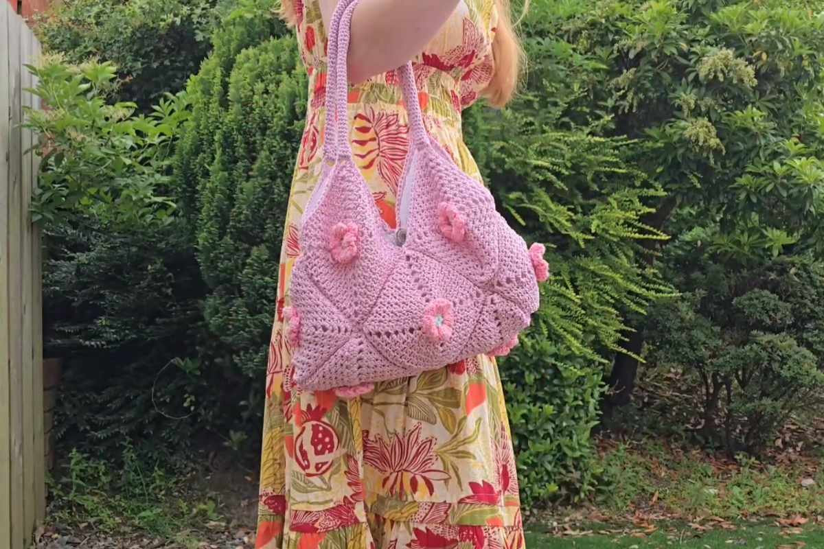 Turn Classic Squares into a Modern Crochet Purse