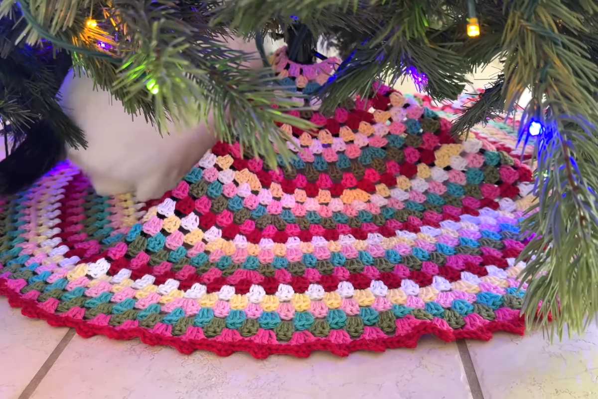 Crochet Tree Skirt Pattern Free: Festive & Easy