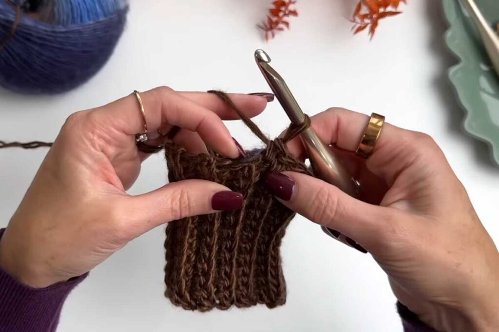 Easy Crochet Fingerless Gloves: Cozy & Quick