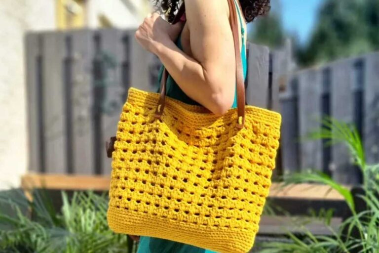 7 Crochet Project Bag Ideas & Free Patterns