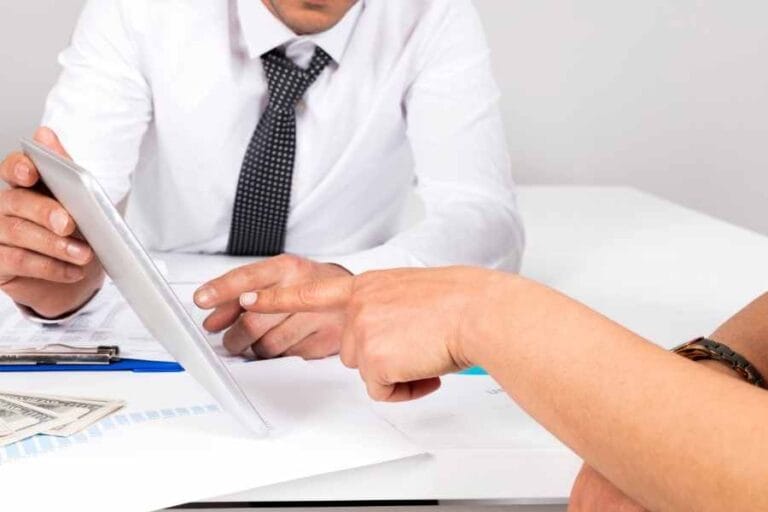 What Is a Financial Custodian?
