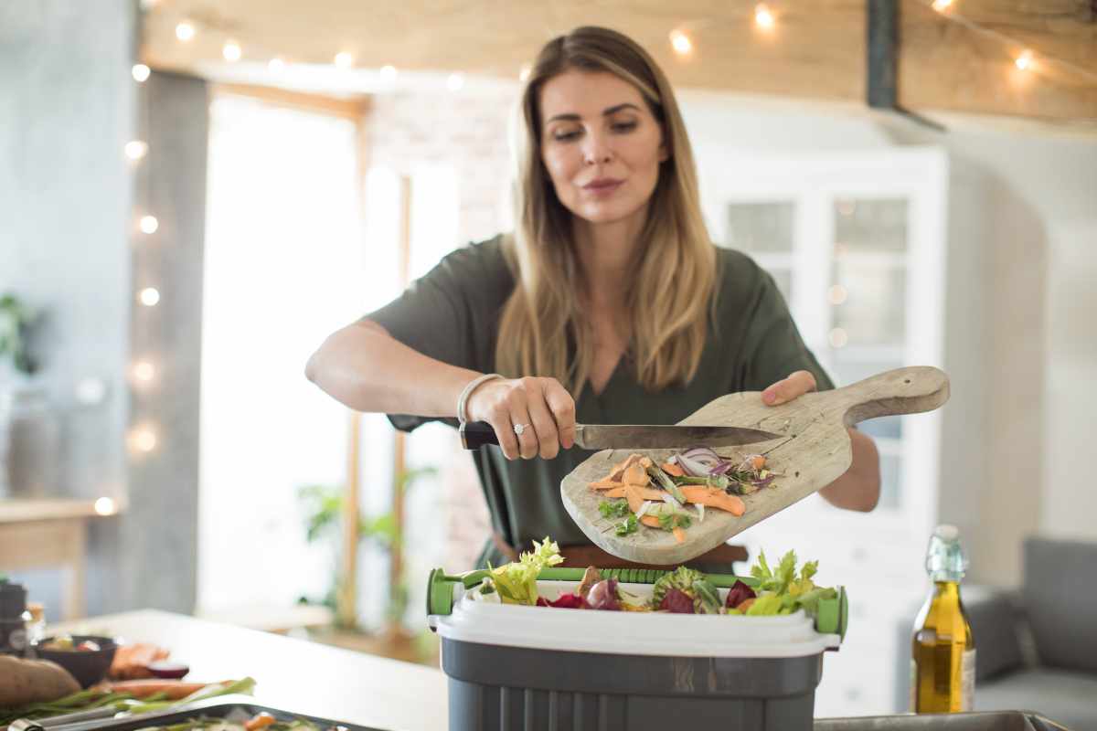 What Are the Best Methods for Composting at Home?