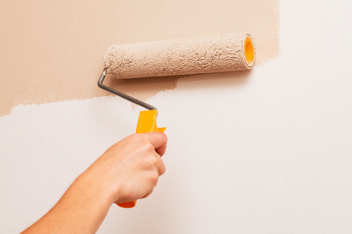 Easy Ways to Make Interior Paint Dry Faster