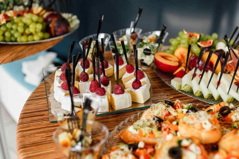Determine How Much Food Per Person Is Enough at a Party