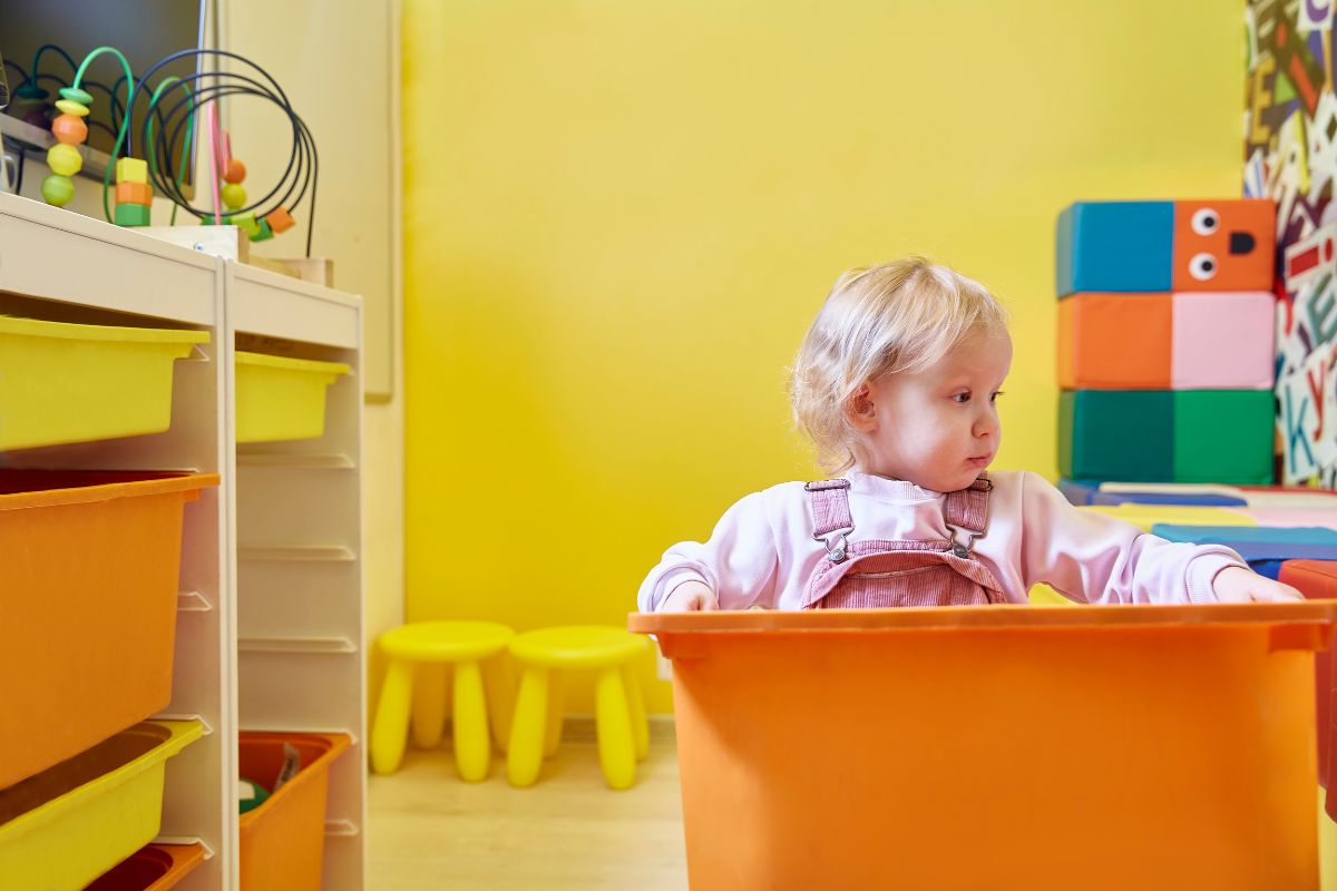 These 10 Paint Colors for Children's Playrooms Excite the Imagination