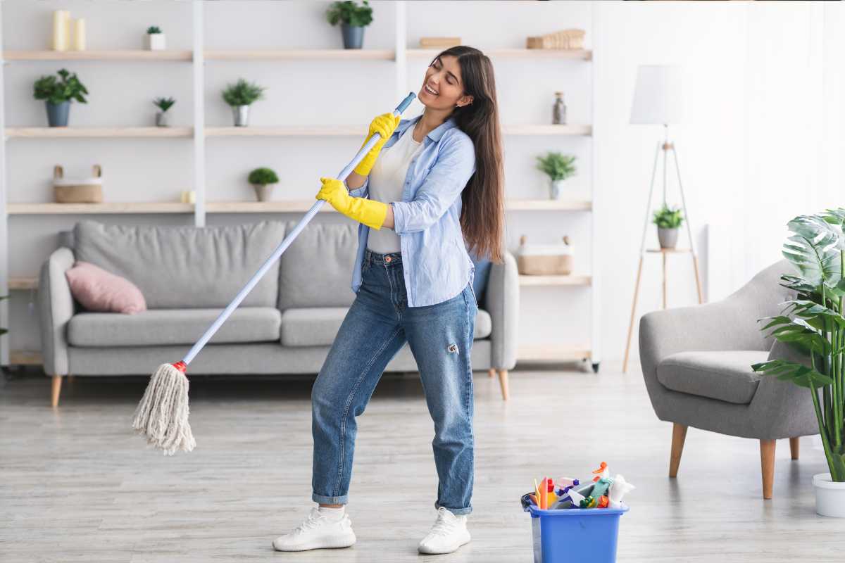 7 Simple Ways to Make Cleaning Day Actually Fun
