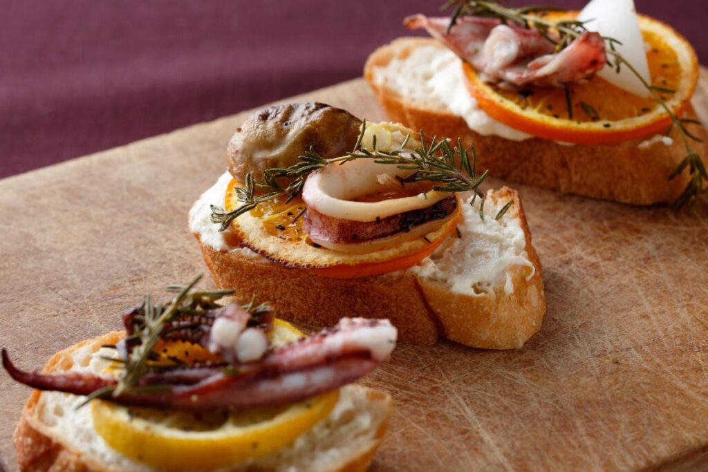 Discover How to Throw An Amazing Tapas Party