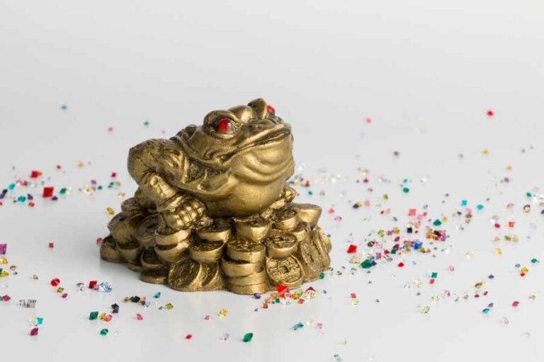 How to Place Your Feng Shui Money Frog for Good Luck