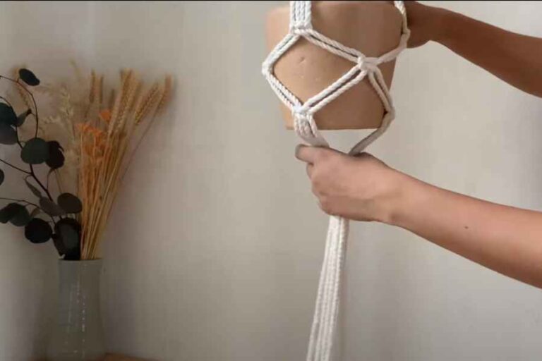 2 Easy Macrame Plant Hangers Tutorial