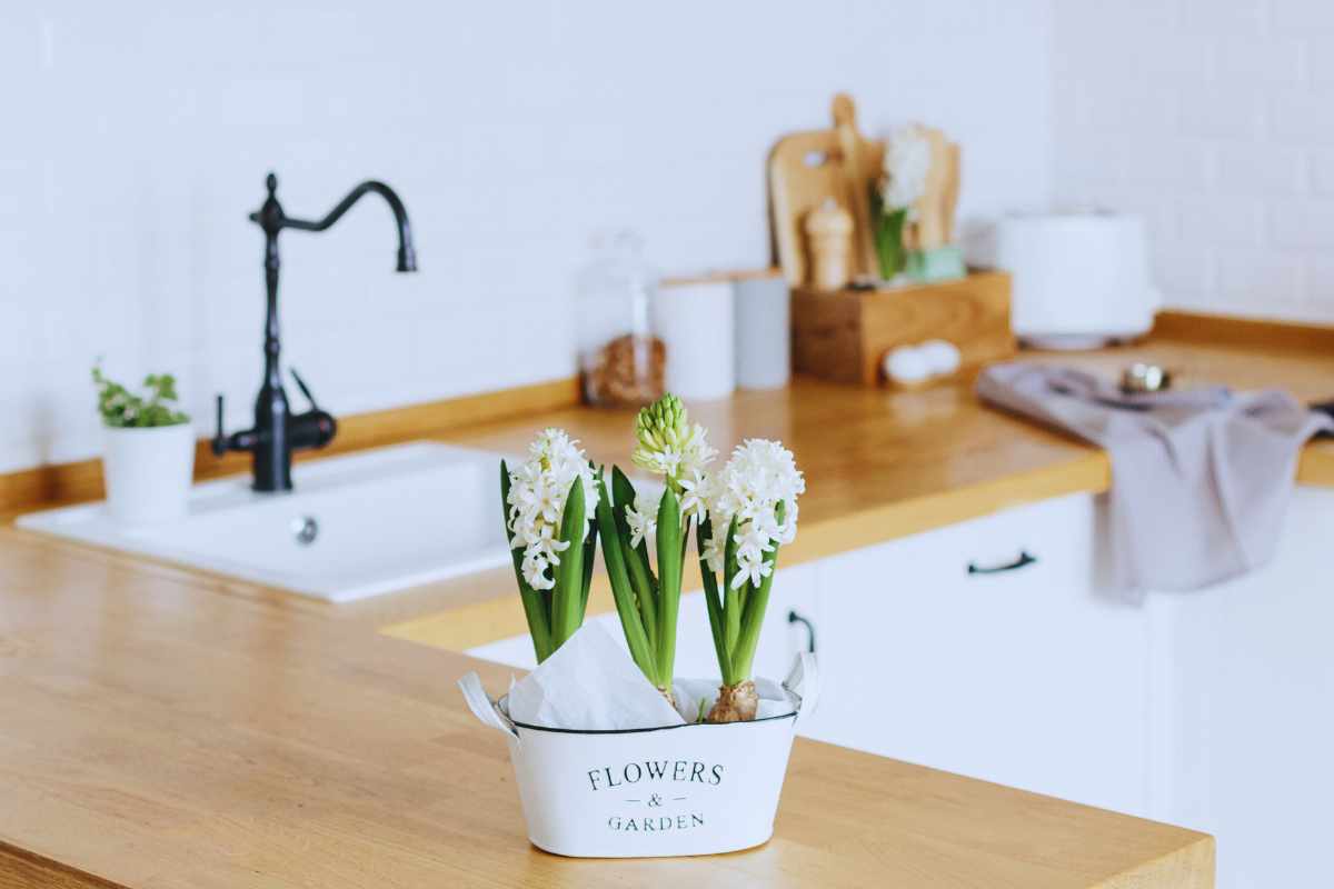 Early Spring Decor Inspiration and Decorating Tips
