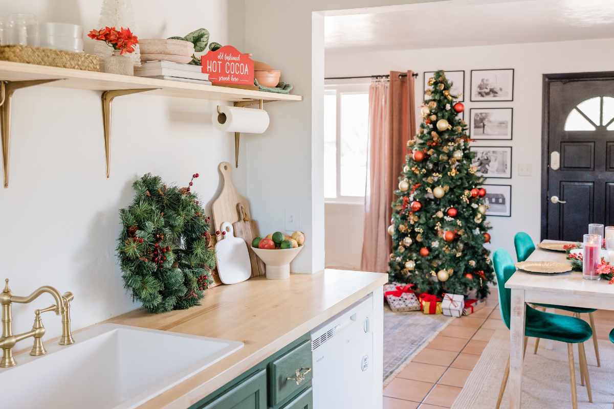 Affordable Ways to Decorate Your Entire House for Christmas
