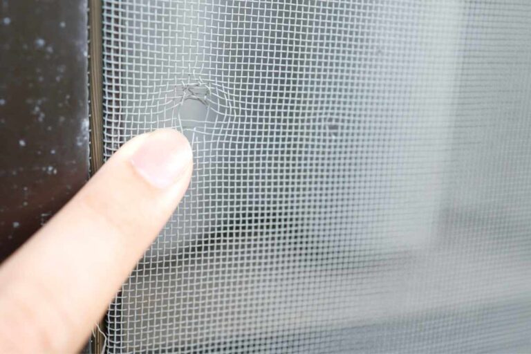 How to Repair a Broken Screen Door