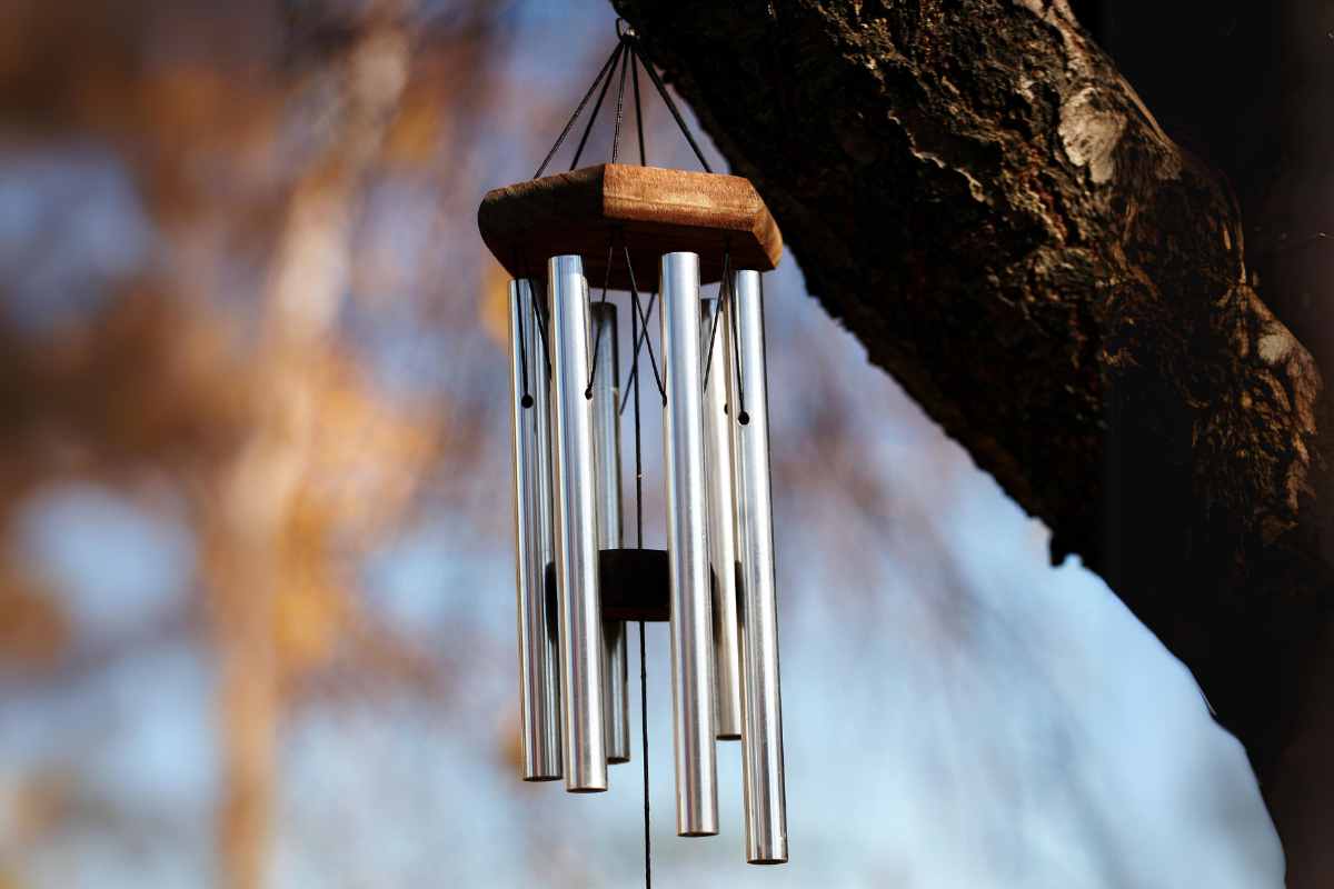 How to Use Wind Chimes in Feng Shui to Attract Positive Energy