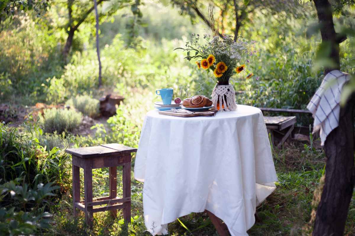 How to Create a Whimsical Cottagecore Garden Tea Party