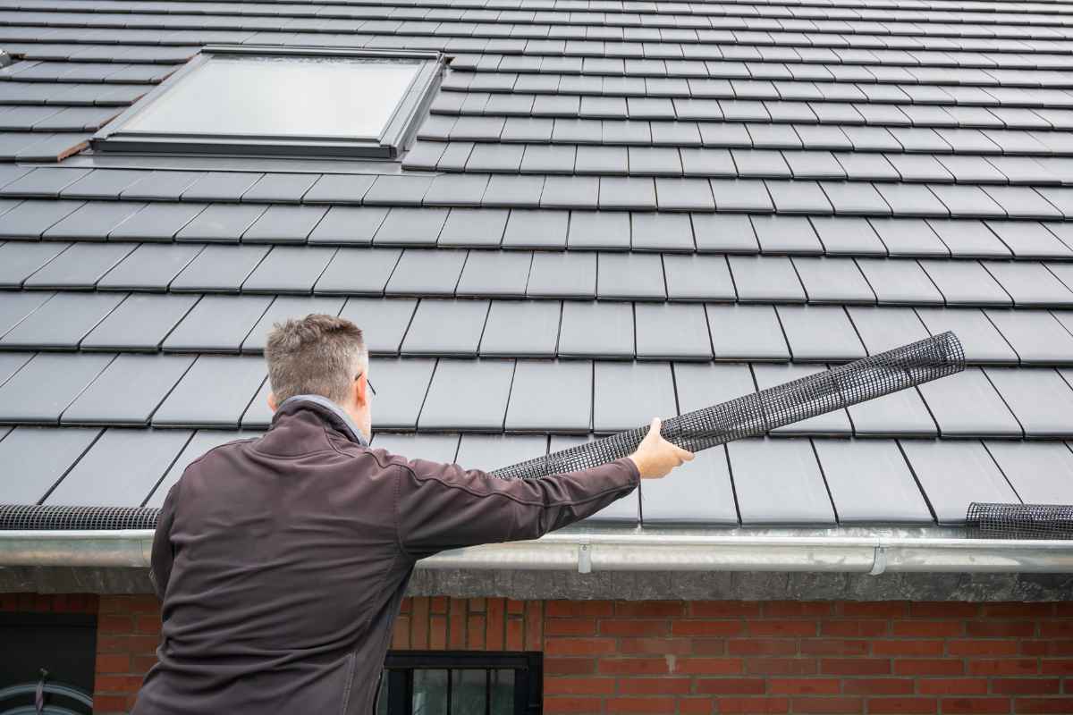 DIY Gutter Repair: Fixing Leaks and Sagging