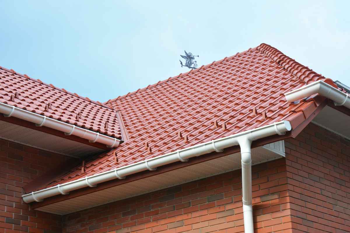 DIY Gutter Repair: Fixing Leaks and Sagging