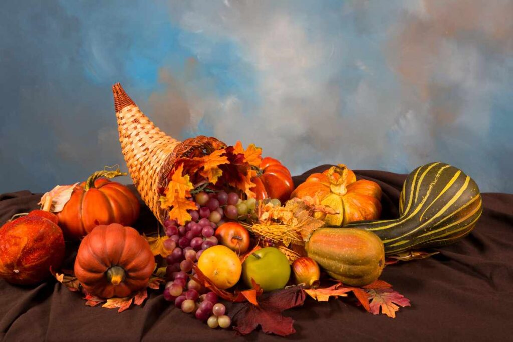 Cornucopia Centerpiece Diy: Easy Ideas & Styling