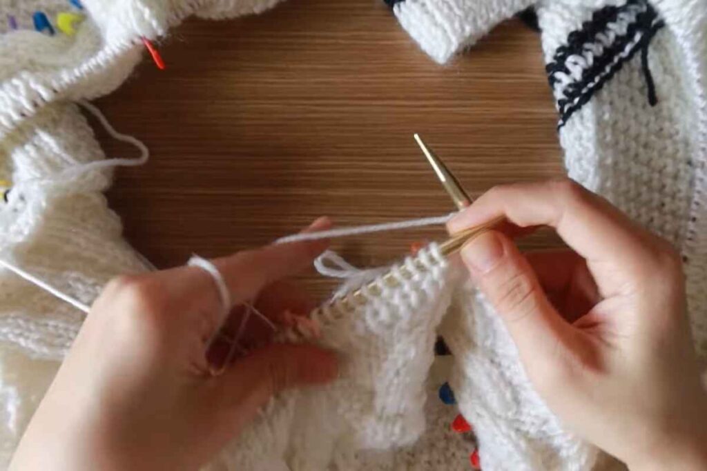 Learn to Knit this Cardigan inspired by Taylor Swift