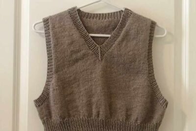 Wonderful! Learn to Knit this V Neck Vest