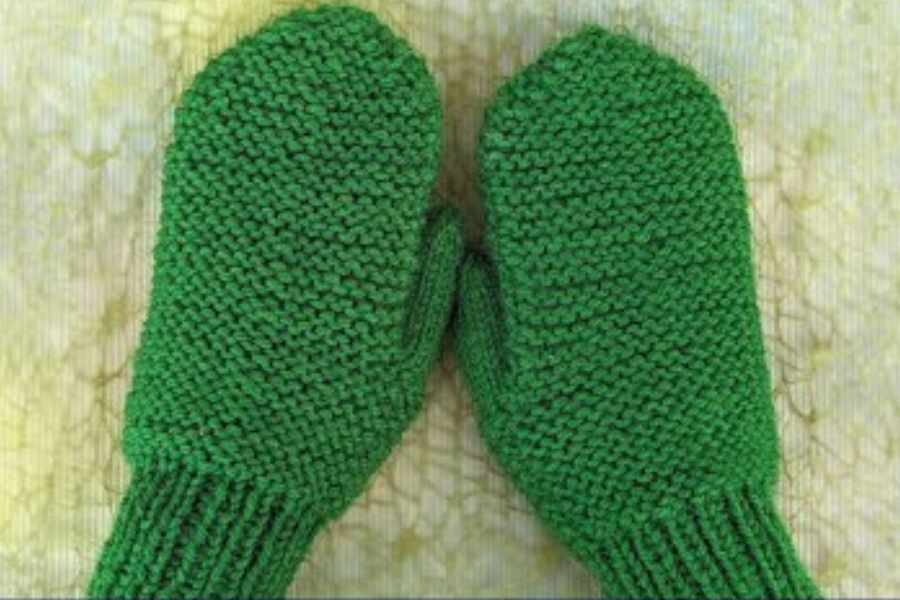 How to Knit these Mittens for Winter Season