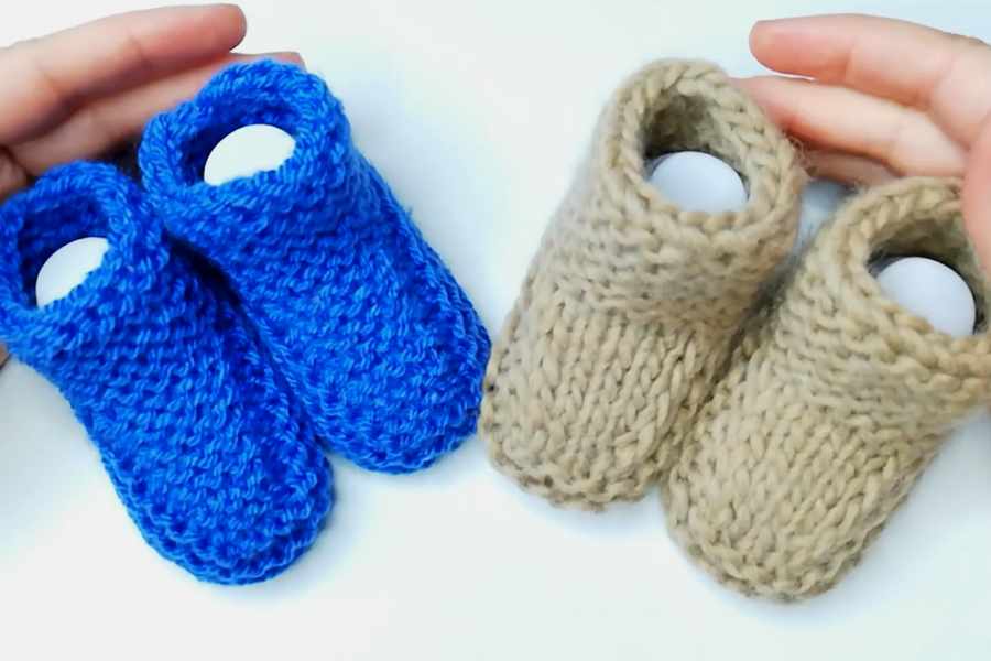 Super Cute! How to Knit these Easy Baby Booties
