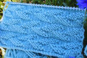 How to Knit this Beautiful Leaf Stitch with Ease