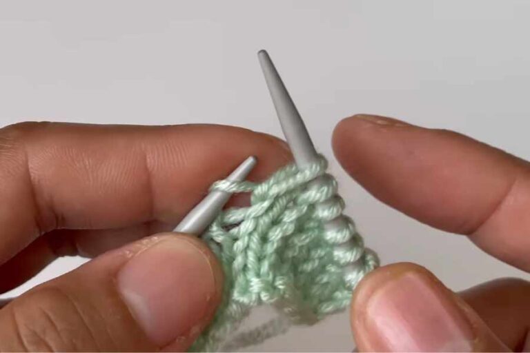 How to Knit a Very Pretty Stitch