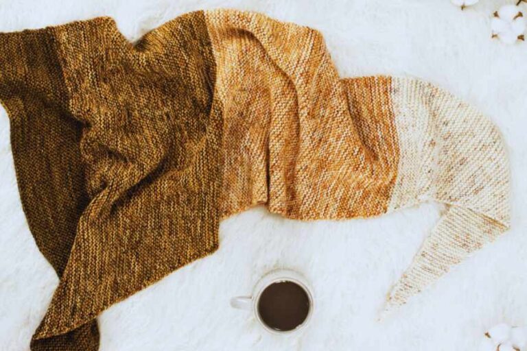 Learn to Knit this Super Simple Shawl