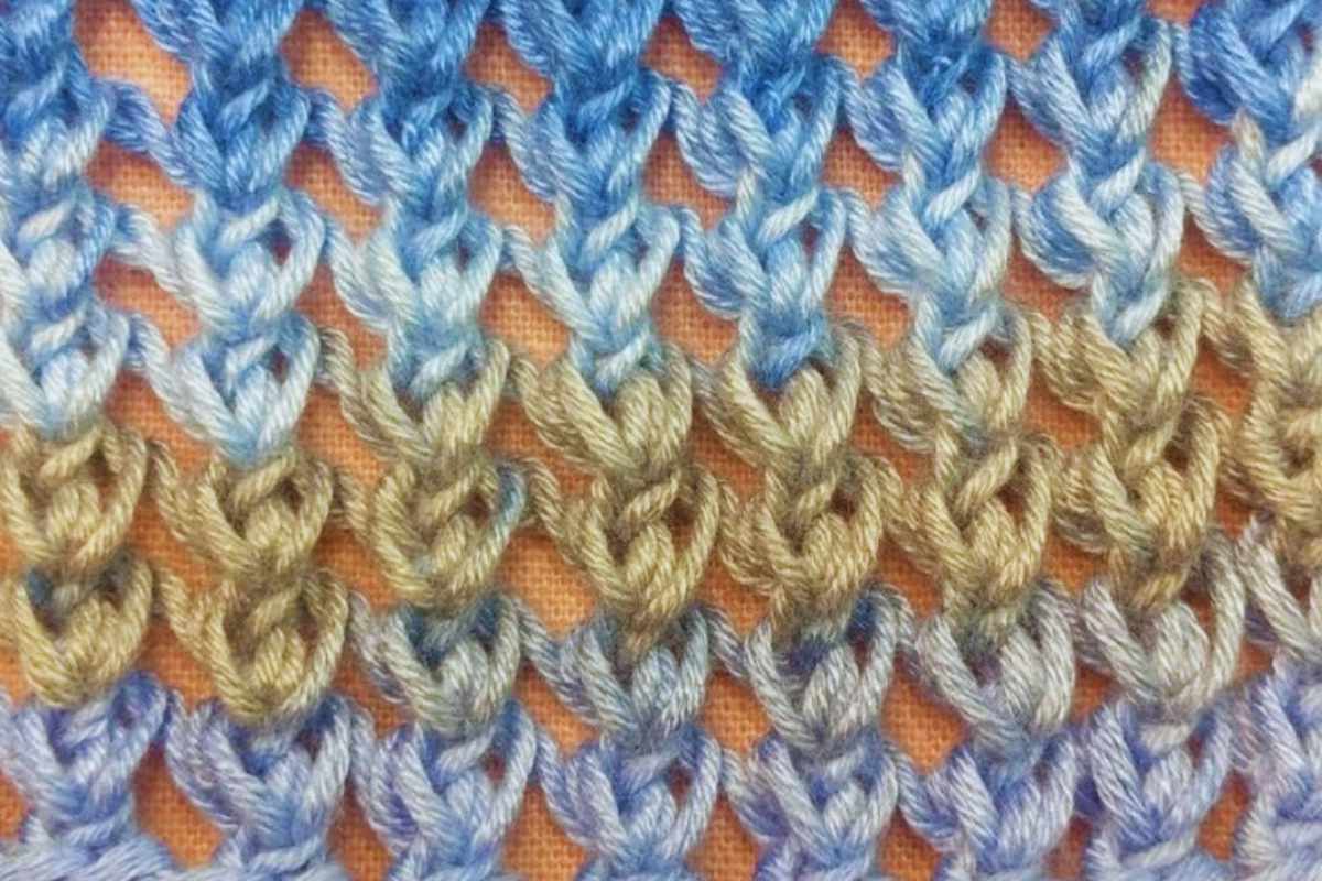 The Beauty of the Rose Buds Stitch Pattern