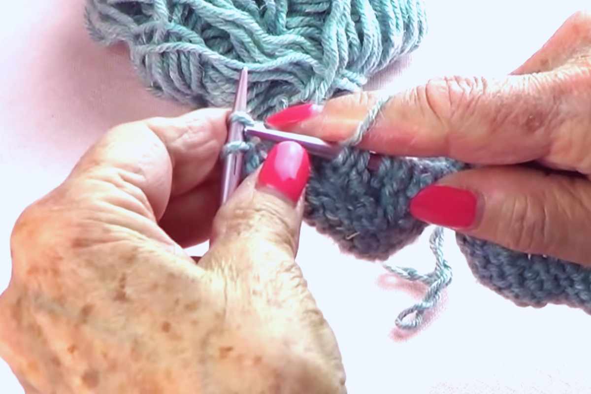 Crafting Roly Poly Cuffs with the Enchanting Spring Stitch