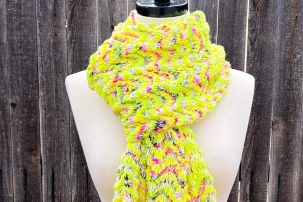 Punk Lemonade Knit Scarf Tutorial - Vibrant Variegated Yarn
